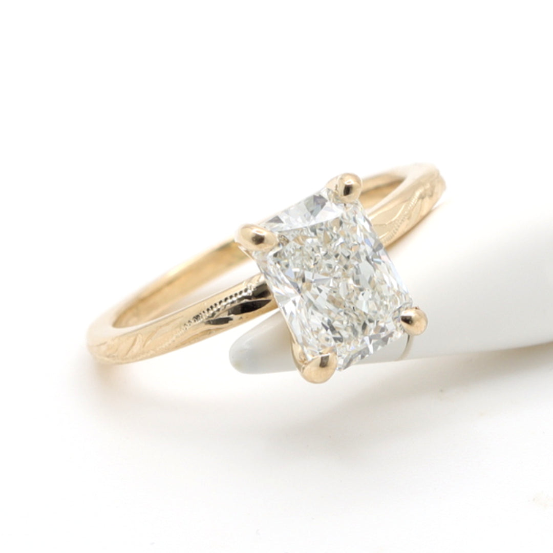 Hawaiian Engagement Ring | Lab Grown Diamond | LovinHawaii